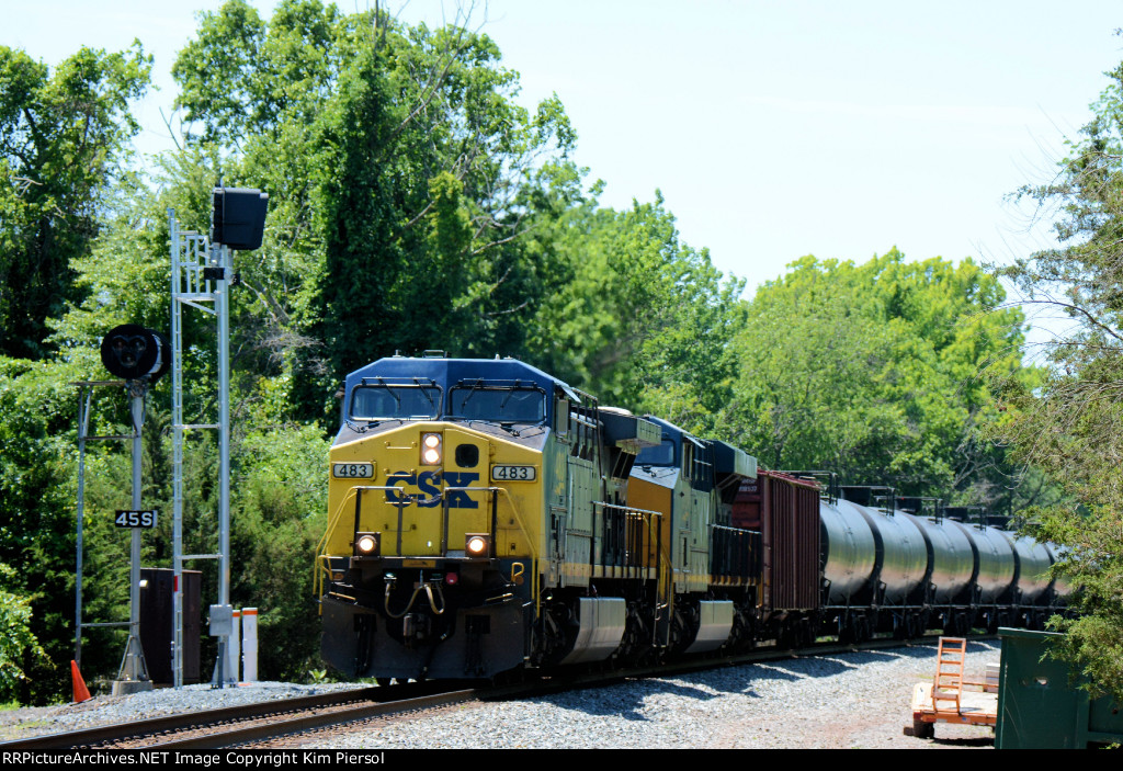 CSX 483 K139 Crude Oil Empties